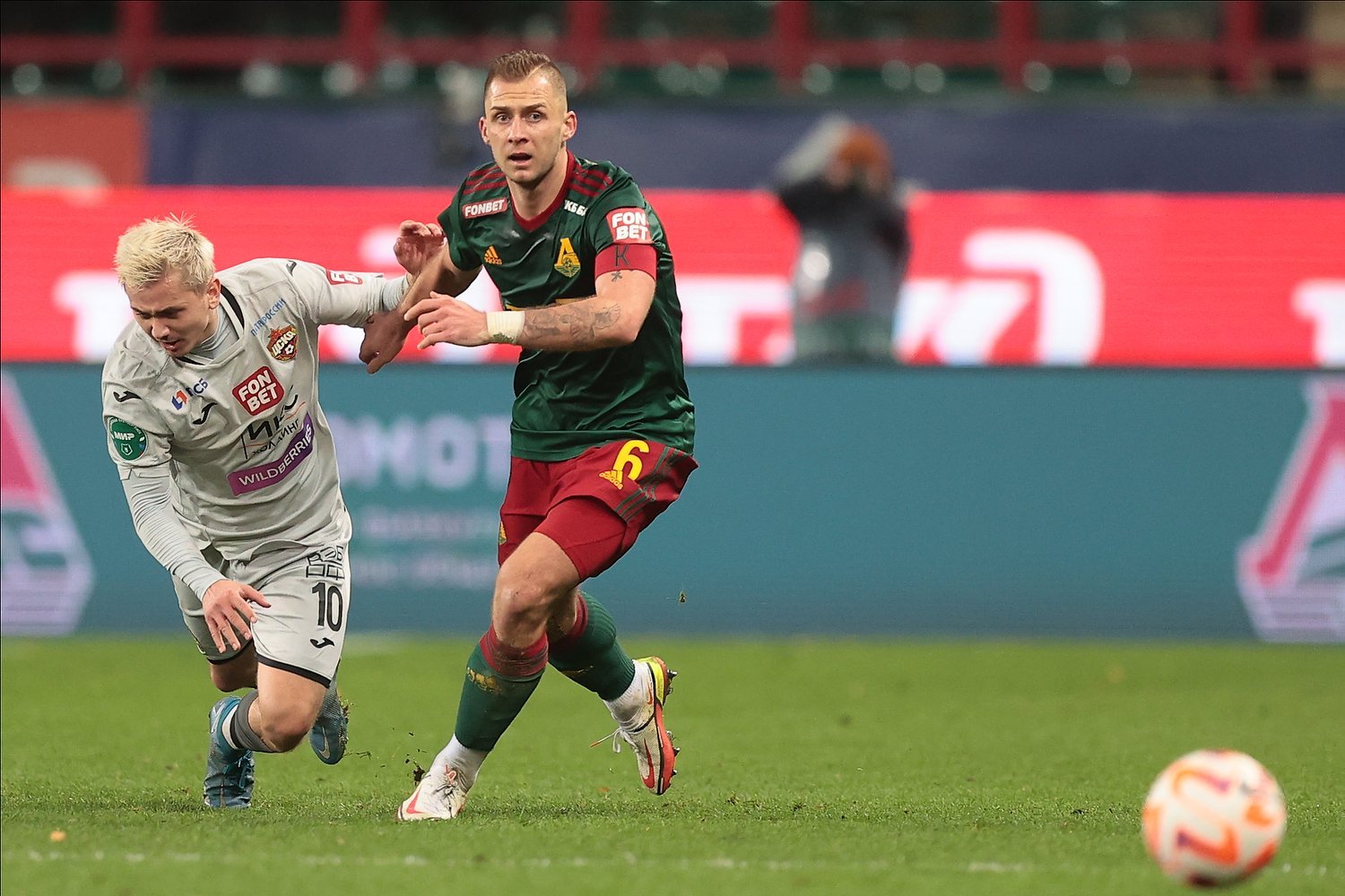 «Локомотив» бесславно окончил сезон. Галактионов и футболисты чувствуют ...