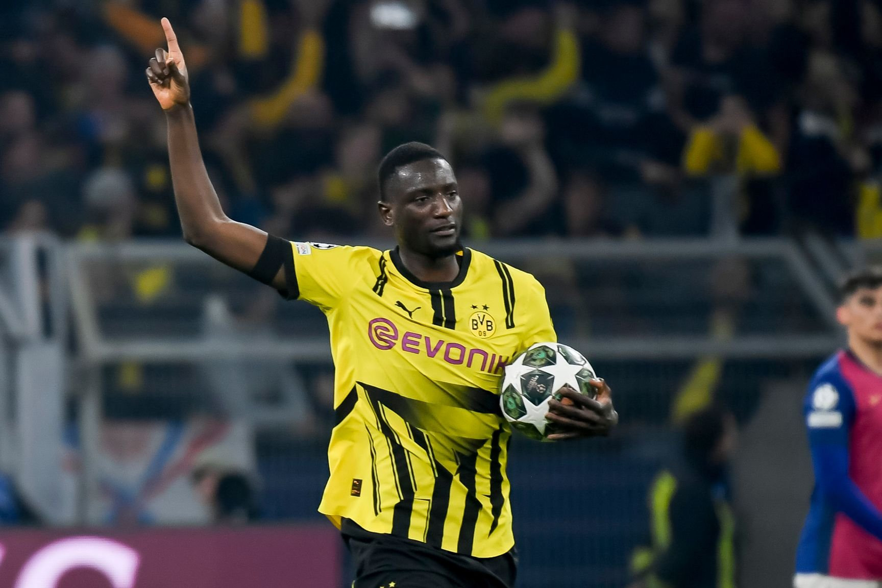 Гирасси — лучший игрок недели в Лиге чемпионов 18.04.2025 новости на ...